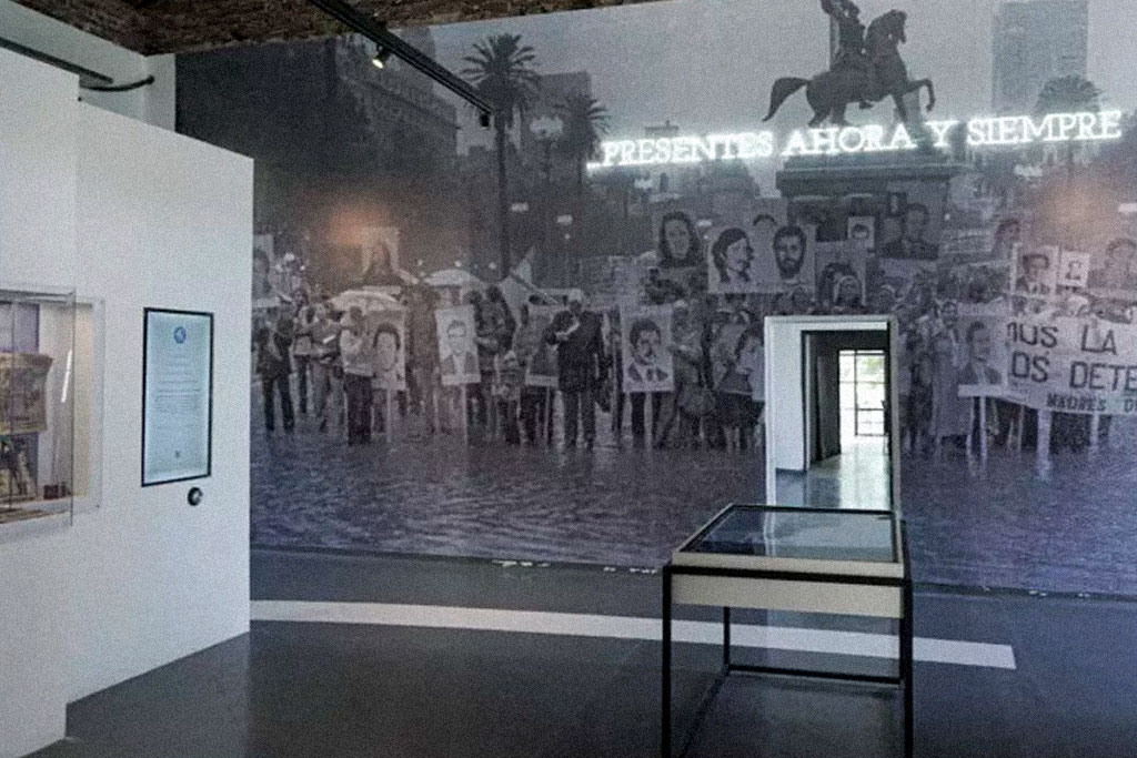 El legado de las Madres de Plaza de Mayo Línea Fundadora plasmado en ...